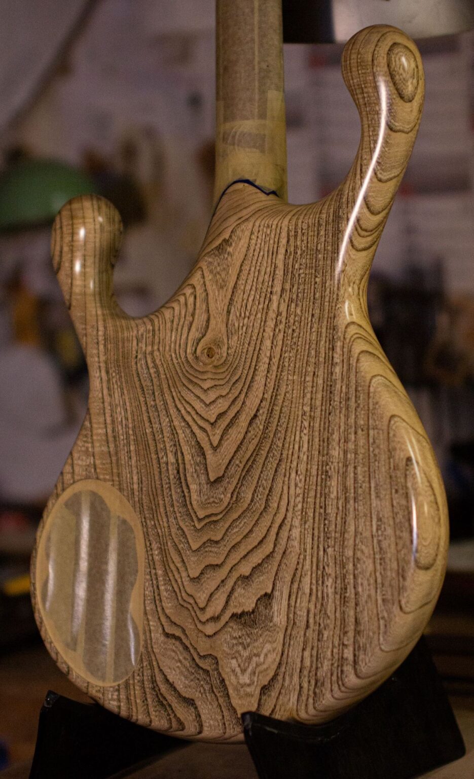 Fibenare – neue Gitarren aus Budapest! – Lead Guitars